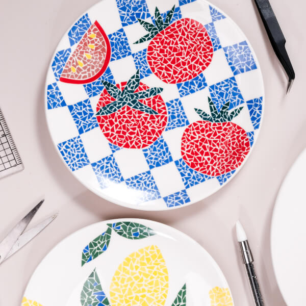Create Your Own Mosaic-Style Ceramic Plate Workshop Bangkok | ClassBento