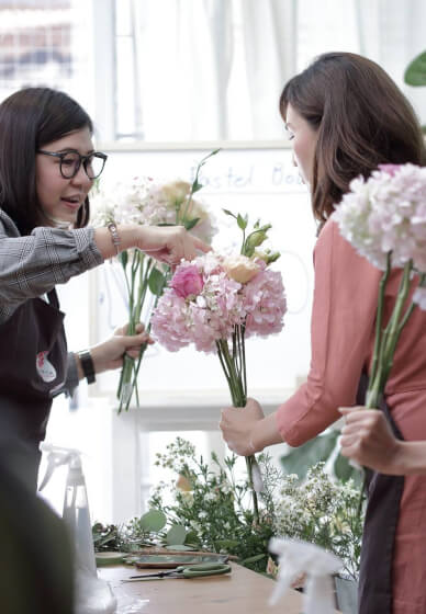Flower Arrangement School In Thailand | Best Flower Site